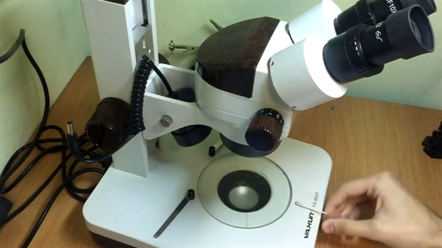 معرفی و آموزش کار با لوپ و میکروسکوپ آنالوگ یاکسون مدل Yaxun AK20 – امگا ابزار - نماشا